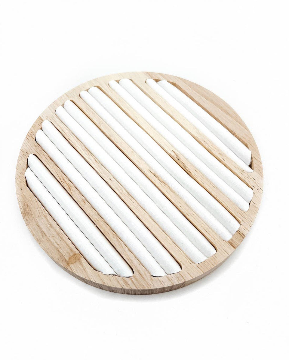 Round Wooden Ring Display – Sercy+Co